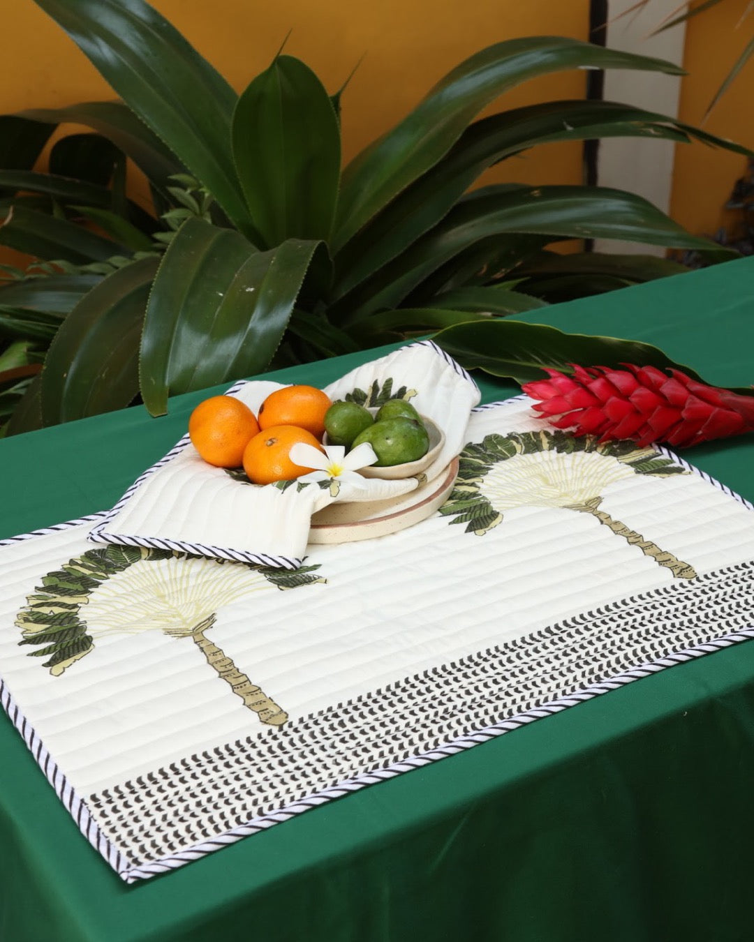 Traveller Palm Quilted Centre Table Mat – Rihaa